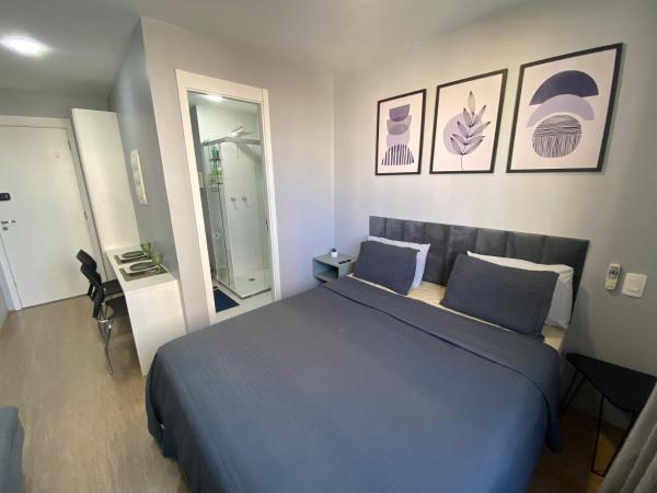 Excelente Apartamento Em Frente Ao Metrô Brás ! - Rua Coronel Mursa, 56 - Bras - Sao Paulo
