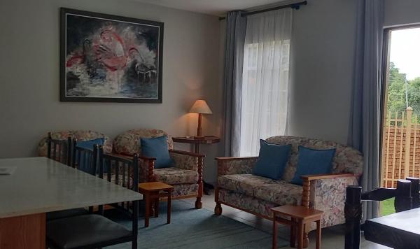 Faerie Glen, No Loadshedding, Short Or Long Stays, Fast Wi-fi - Pretoria