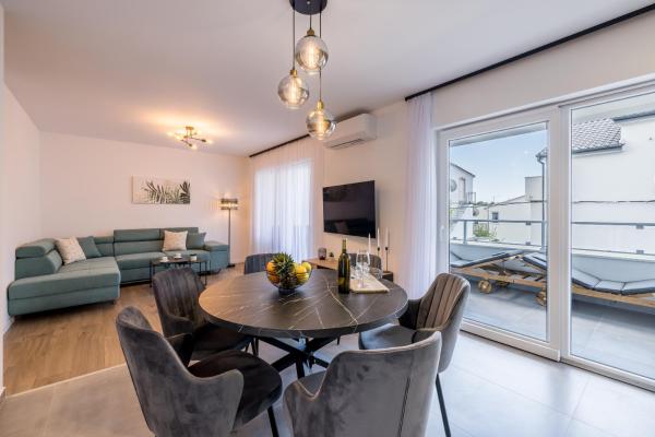 Adriatic Nest, Cozy And Modern Two Bedroom Apartment - Croatia
