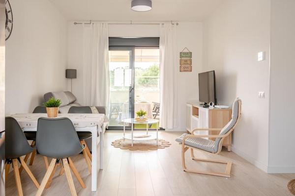 Apartamento Nuevo, Disfruta Del Silencio, Familias Con Niños, Aire Acondicionado, 2 Baños, Wifi, Terraza, Playa, Toallas Y Sombrillas - Benamocarra