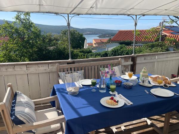 Pavi Apartments Romantic Stone House K13 - Baška