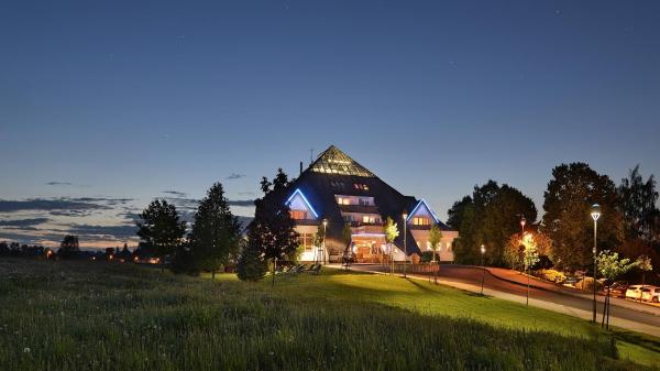 Lázeňský Hotel Pyramida - Františkovy Lázně