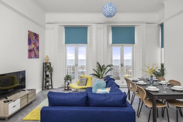 Cheeky Chappie With Direct Sea Views By My Getaways - Brighton Marina