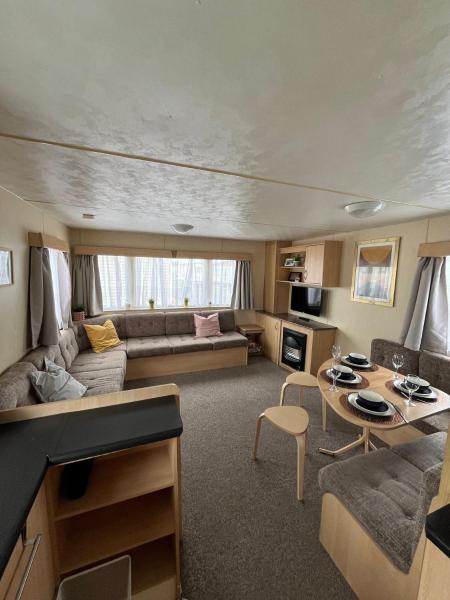 8 Berth Holiday Home At St Osyth Holiday Park - Mersea Island