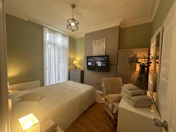 My Sky London House Near Attractions - London
