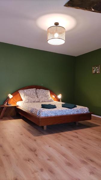 Maison Spacieuse De 2 à 8 Personnes - Auvergne