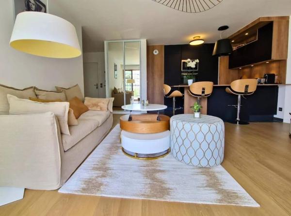 Sublime Appartement 4 éToiles Neuf T3 àPuteaux 61m2 Proche La Défense, 10m2 De Terrasse Avec Magnifique Vue - Puteaux
