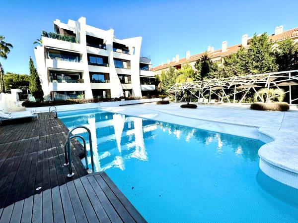 Modern Holiday Apartments - Marbella