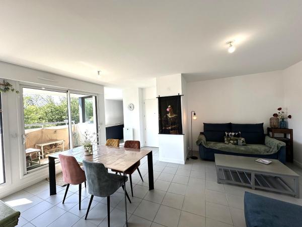 ÉLégant Appartement à Fouras: Proche Centre-ville Et Plage Avec Terrasse Et Balcon - Fr-1-709-73 - Fouras