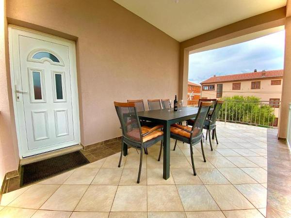 Apartment Ana B - Zadar