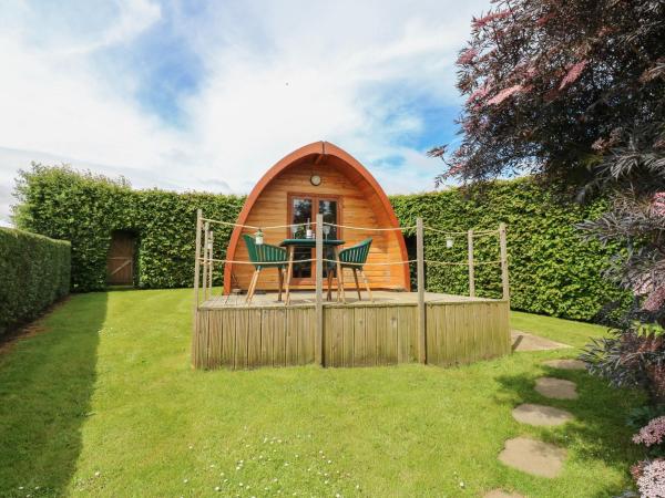 Lovesome Pod - Northallerton