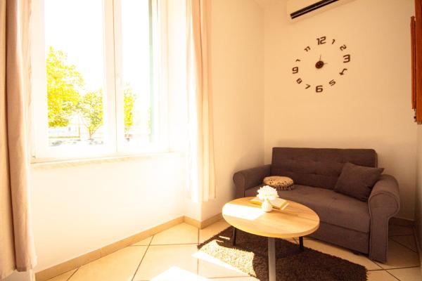Très Jolie Central Apartment Near Theatre & Beach - Split