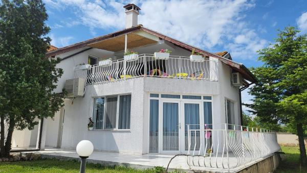 Guest House Fantasy - Tyulenovo