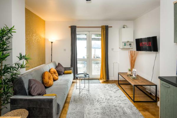 Serviced Apartment In Finchley Road - Londres