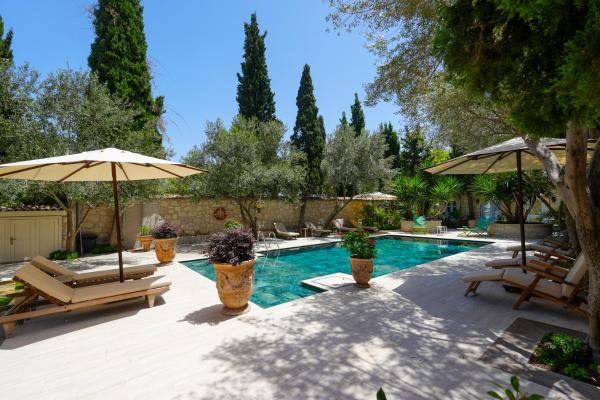 Alaçatı Taş Otel - Ildır