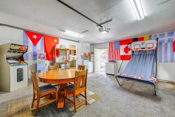 Family-friendly Clovis Home With Gas Grill And Patio! - Clovis, CA