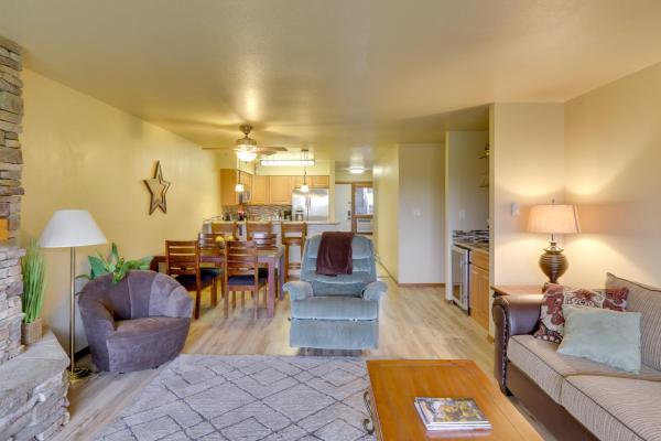 Bigfork Condo With Hot Tub Access, By Lake! - Bigfork, MT