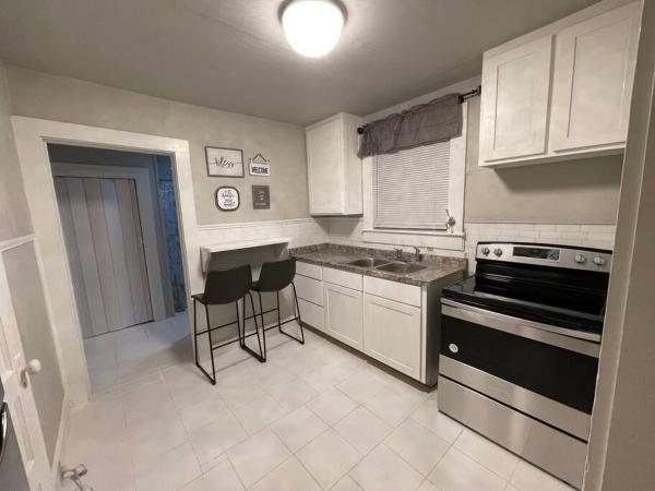 The Sky 2 Bedroom Home - Baton Rouge, LA