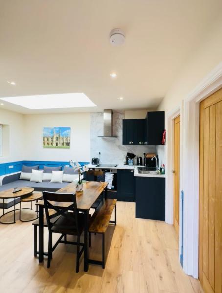 Deluxe Bungalow - Cambridge