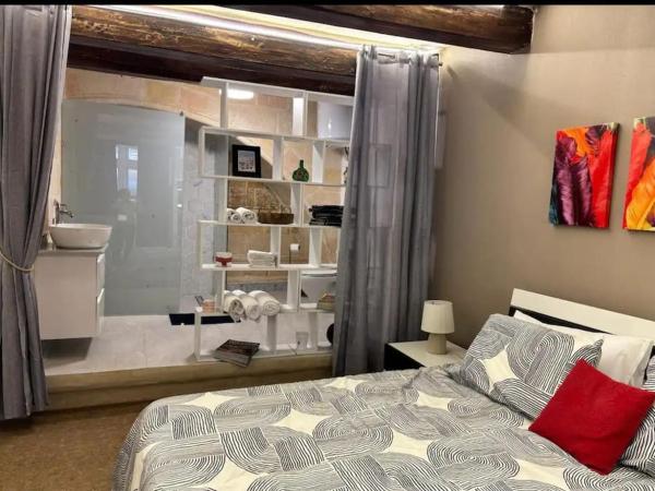 Vincenti's Nest In Valletta - マルタ