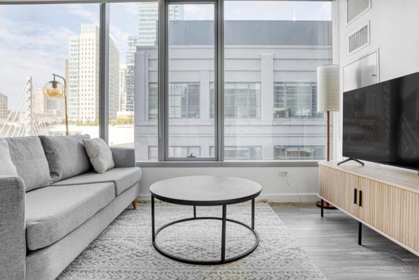 Rincon Hill 1br W Wd Gym Pool Nr Tech Hqs Sfo-782 - San Francisco, CA