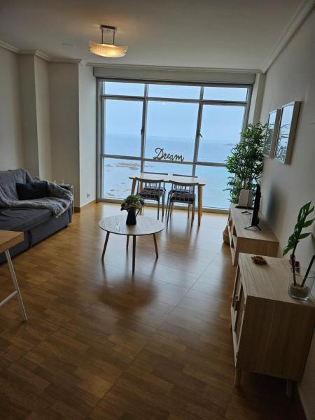 Vivienda Con Increibles Vistas A La Playa De Riazor - Cambre