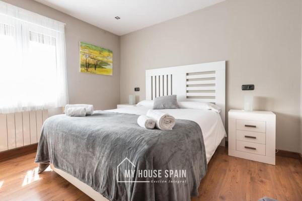 Myhousespain - Piso En Cimadevilla Junto Al Mar - Gijón