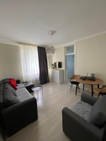 42m Square Apartment Bedroom Living Room And Kitchen Separatly - Batumi