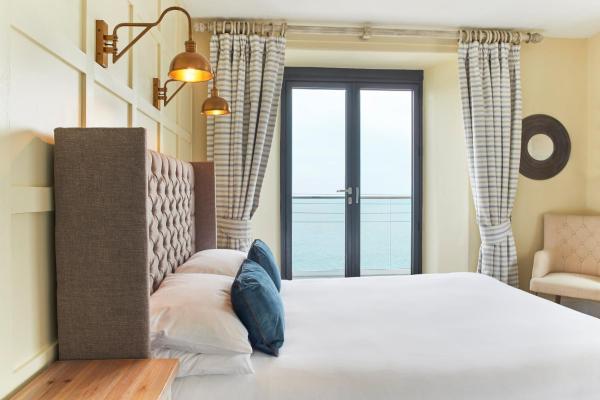 Outlaw's Guest House - Port Isaac