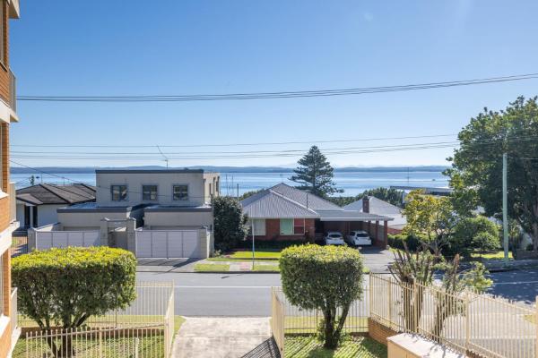 Yarramundi, 7-47 Magnus St - Spectacular Views In The Heart Of Nelson Bay - Port Stephens