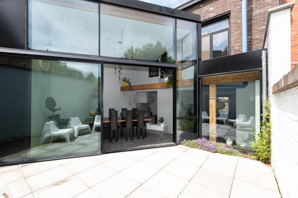 New! Design Herenhuis In Het Centrum Van Tongeren - 하셀트
