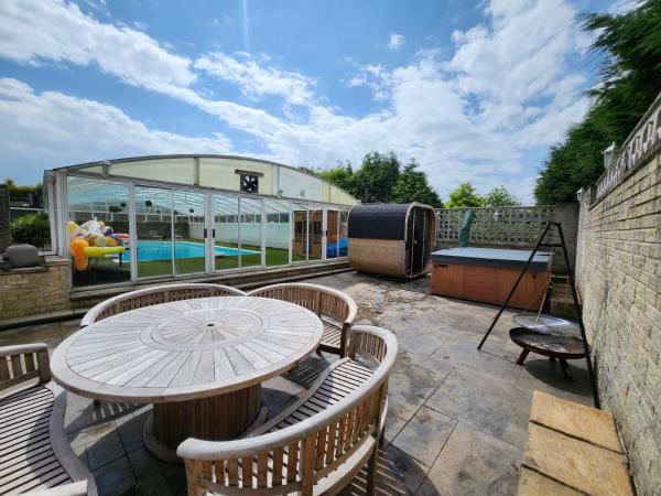 Rentmyspahome With Swimming Pool Hottub And Sauna - Sheffield, UK