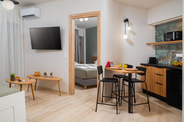 Makas Suites - Koutouloufari