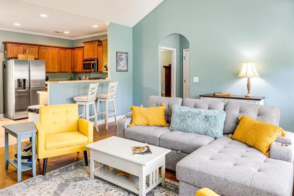 Sneads Ferry Home Close To Beaches And Boat Ramp! - Sneads Ferry, NC