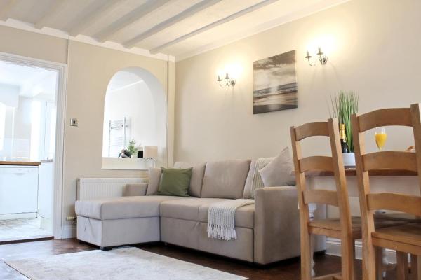 Cosy Cottage In Mersea - Walking Distance To Beach And Town - 에식스