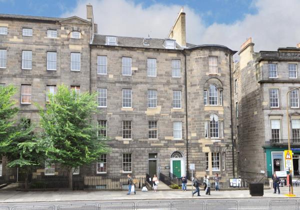 Gayfield Square - 217 - Edinburgh