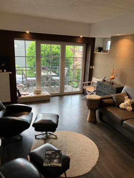 Cosy Nest - Studio De Luxe Avec Canapé-lit, Terrasse Et Parking Privé - Sint-Niklaas