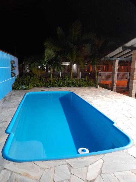 Casa Aconchegante Com Piscina E Jardim - Paranaguá