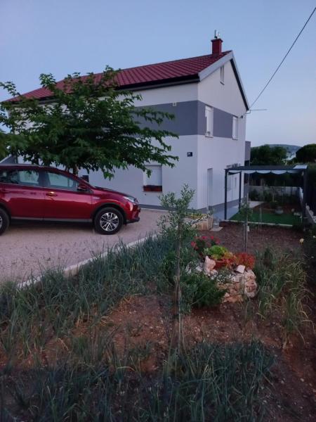 Lastva 1&2 - Galešnjak