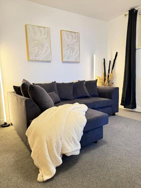 Luxury Cozy 3 Bed Apartment 5mins From City - Free Parking! - Nottingham