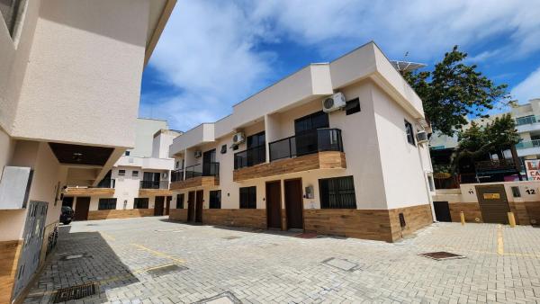 Linda Casa 2 Suítes, 30 M Praia, Até 6 Pessoas - Bombinhas