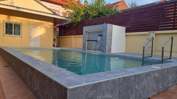 Sealife5 Beach Pool Villa - Rayong