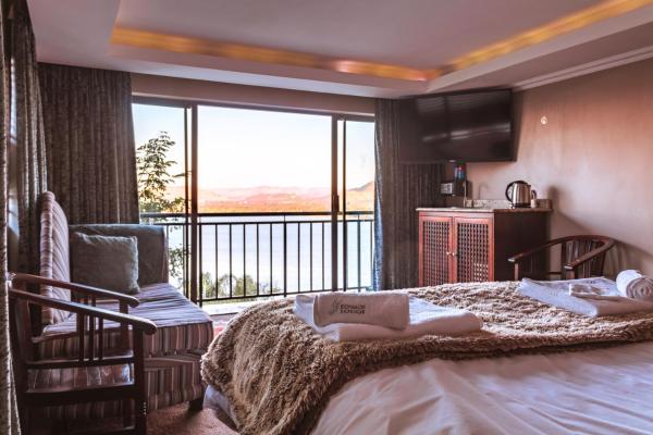 Kosmos Lodge - Room 1 (Stunning View!) - Hartbeespoort