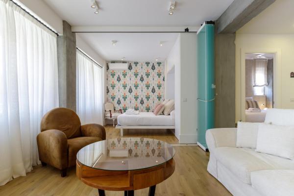 Six Apartments By Caleta Homes - Malaga