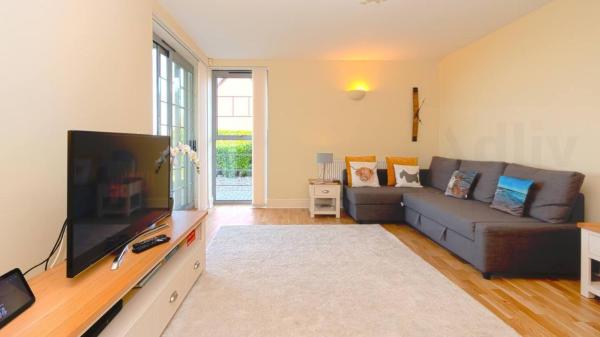 Coastal Garden Apartment With Sea Views By Adliv - Kent