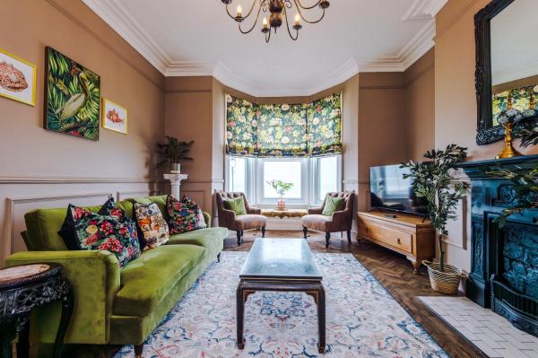 Russell Court By Orenda-luxe - Wales
