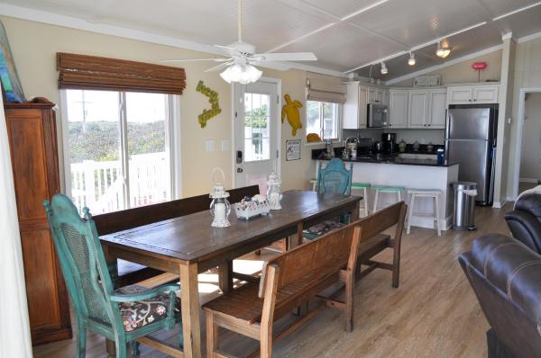 Sunray Cottage - Topsail Beach, NC