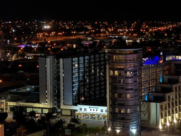Fati Unit On 77 Independence 8th Floor - Windhoek