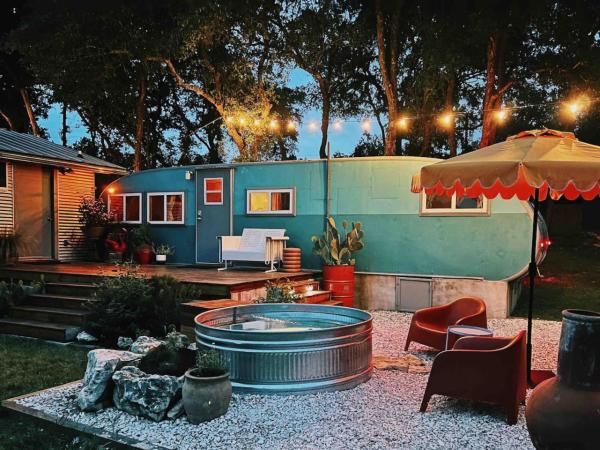 Renovated Spartan Bb - Buda, TX