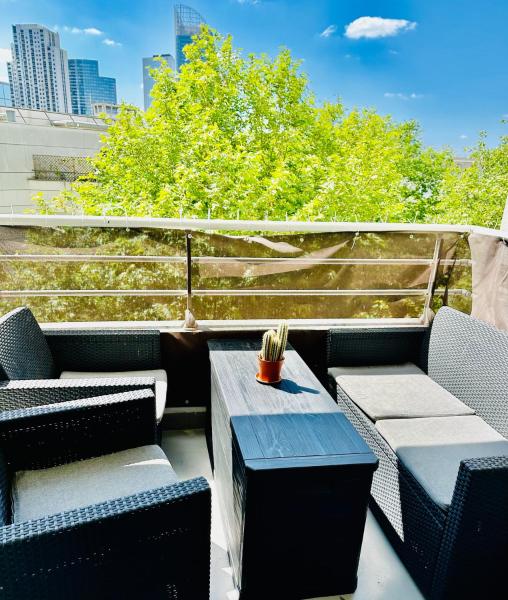 Entire Apartment - Nanterre